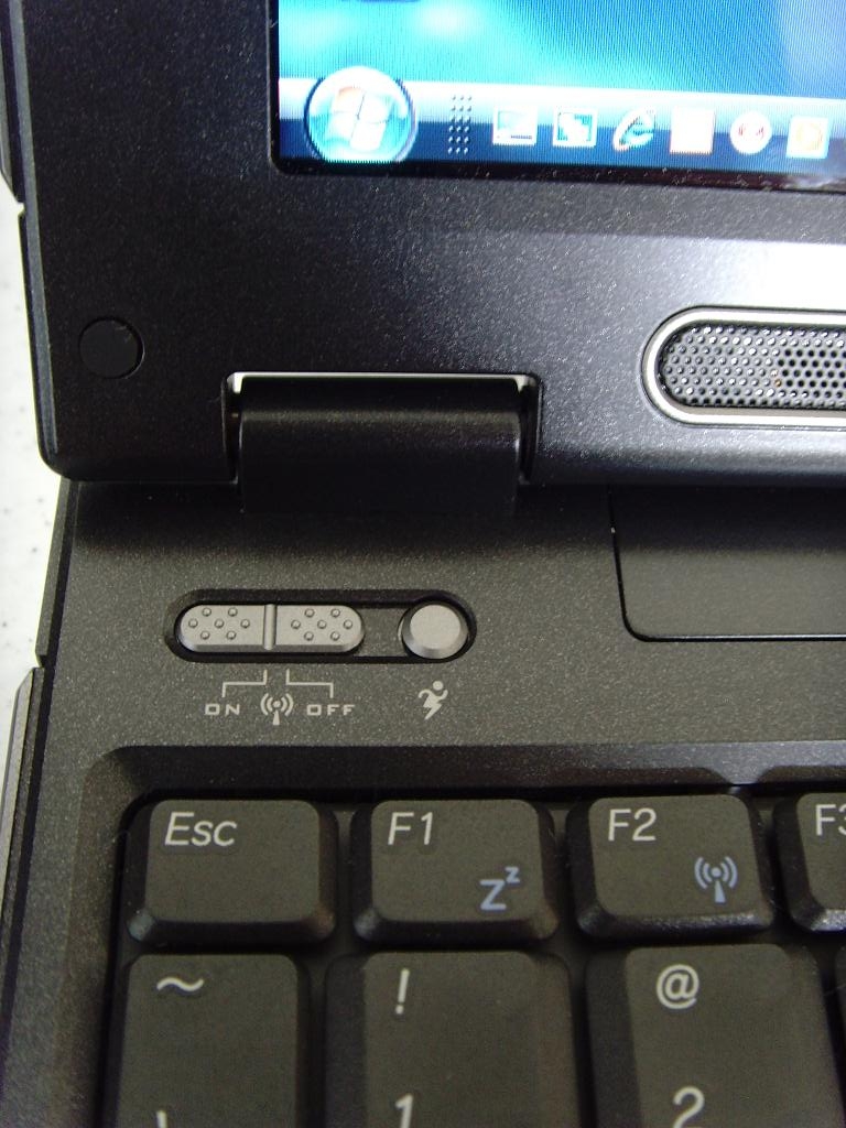 Techware Labs - Reviews - Asus W5Fe SideShow Enabled Laptop